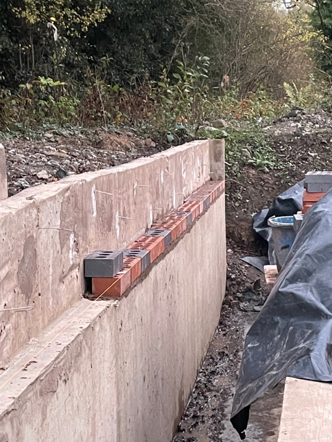 THE FIRST BRICKS ARE LAID! – Shrewsbury & Newport Canals Trust